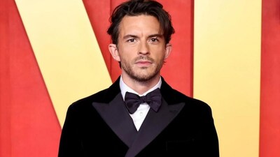 Jonathan Bailey Says He Was 'Scared' While Growing Up As Gay: 'I Felt ...