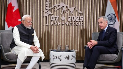 PM Modi Meets Mark Carney At G7, Calls India-Canada Ties ‘Important In ...
