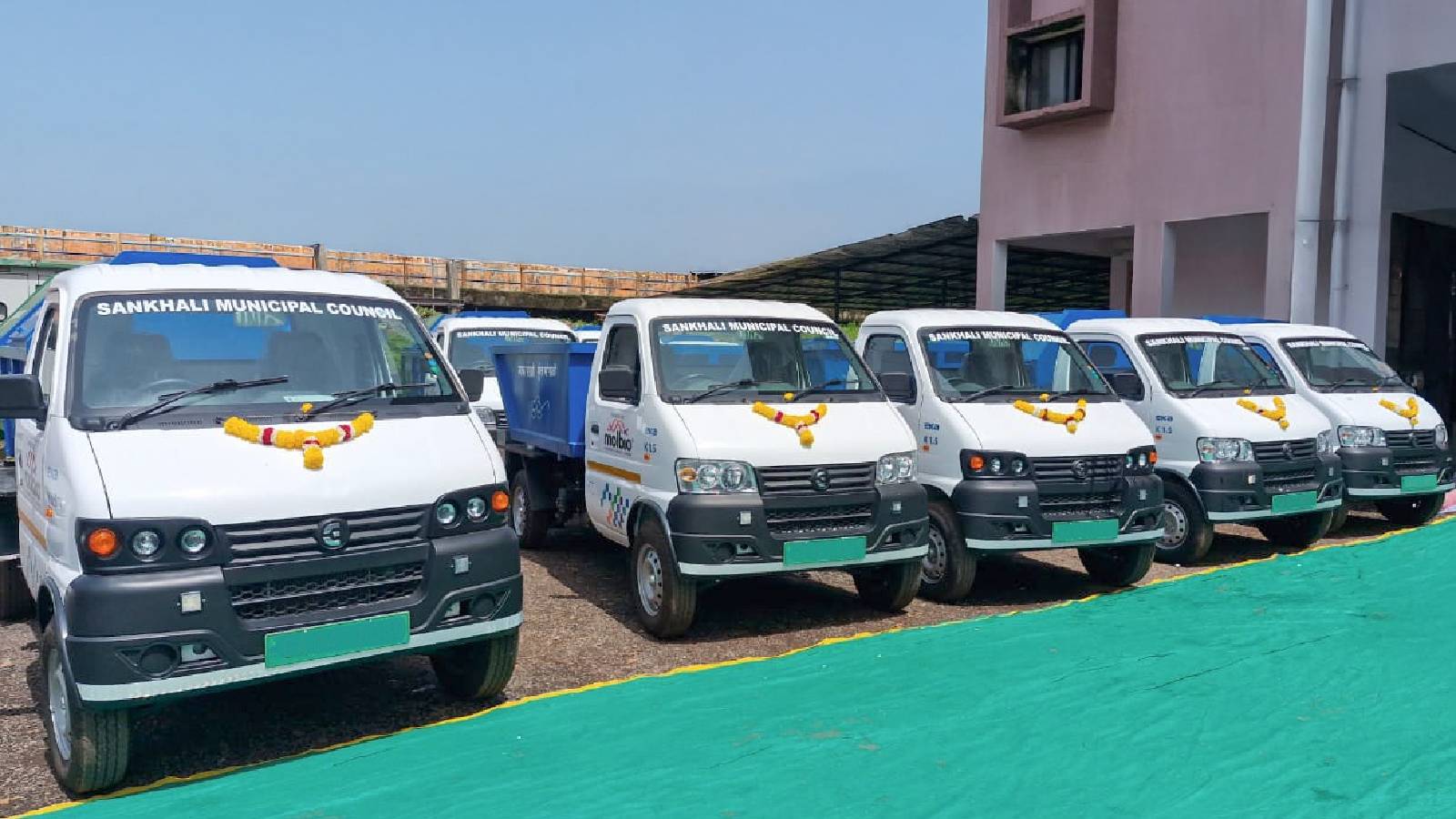 EKA Mobility Rolled Out Electric Garbage Tippers In Goa, Details Inside | Auto News - News18