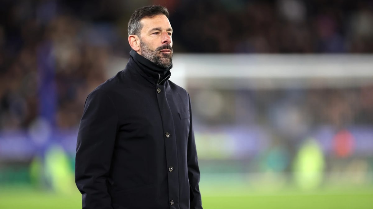 Manager Ruud Van Nistelrooy Leaves Leicester On 'Mutual Agreement ...