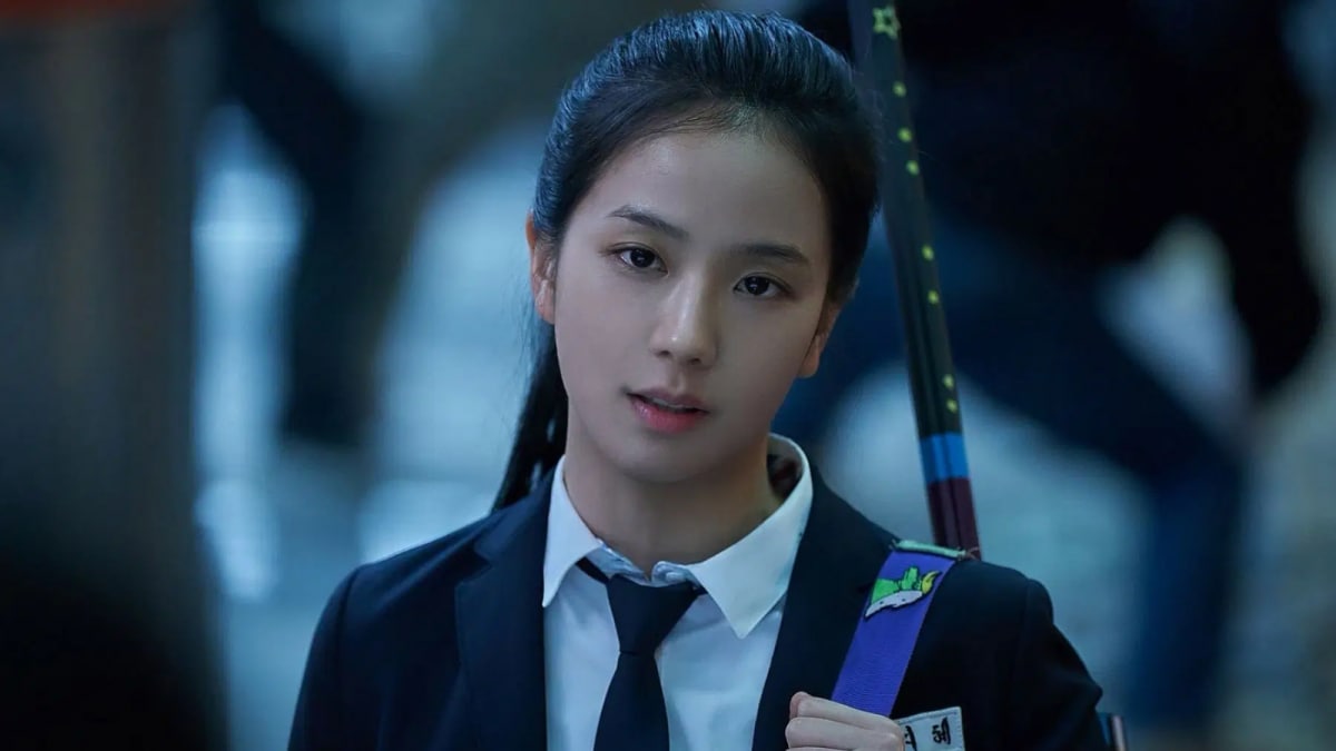Jisoo Shines In Omniscient Reader, But Weapon Change Upsets Fans; Director Reacts | Movies News ...