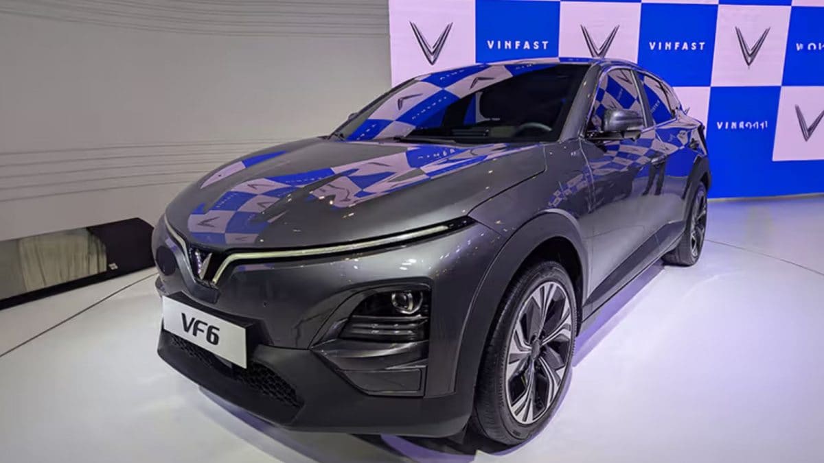 VinFast Spreads Roots In India, Opens First Showroom Ahead Of EV Plant Inauguration | Auto News ...