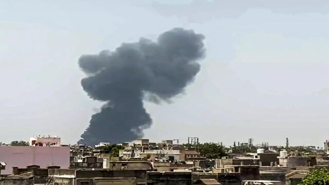 IndiGo, SpiceJet Shares See Sharp Fall After Air India Plane Crash Near ...