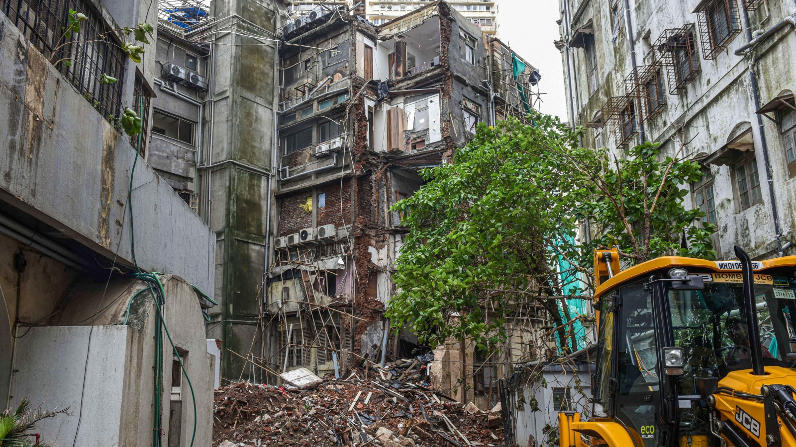 MHADA To Give Rs 20,000 Monthly Rent To Tenants Of 96 Unsafe Cessed ...