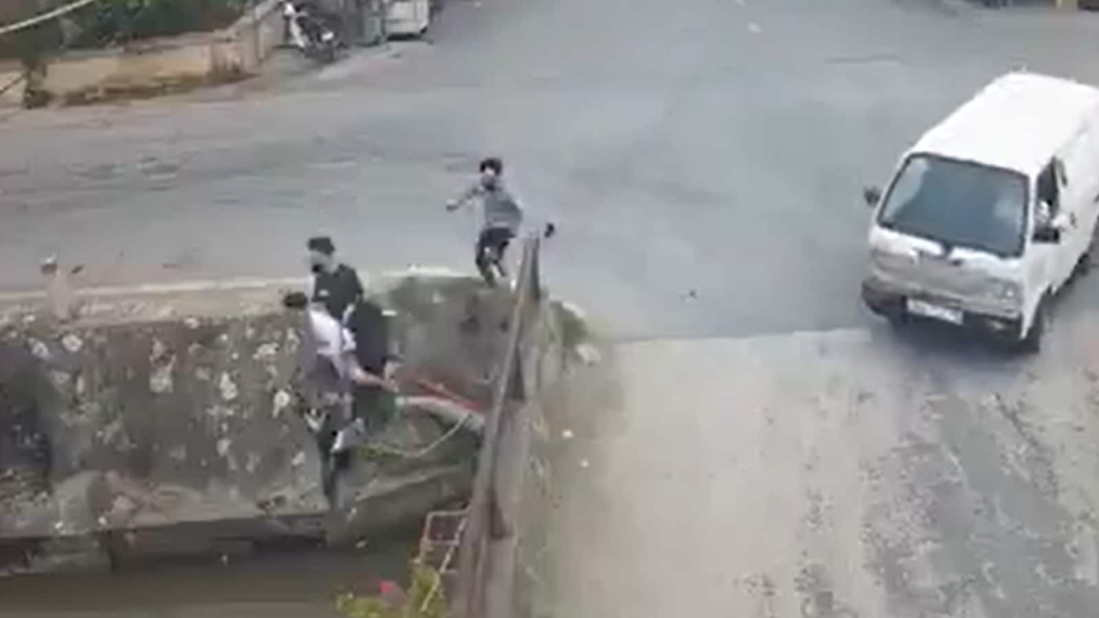 Watch: This Bike Rider Just Pulled Off A Tom Cruise-Level Stunt | Viral ...
