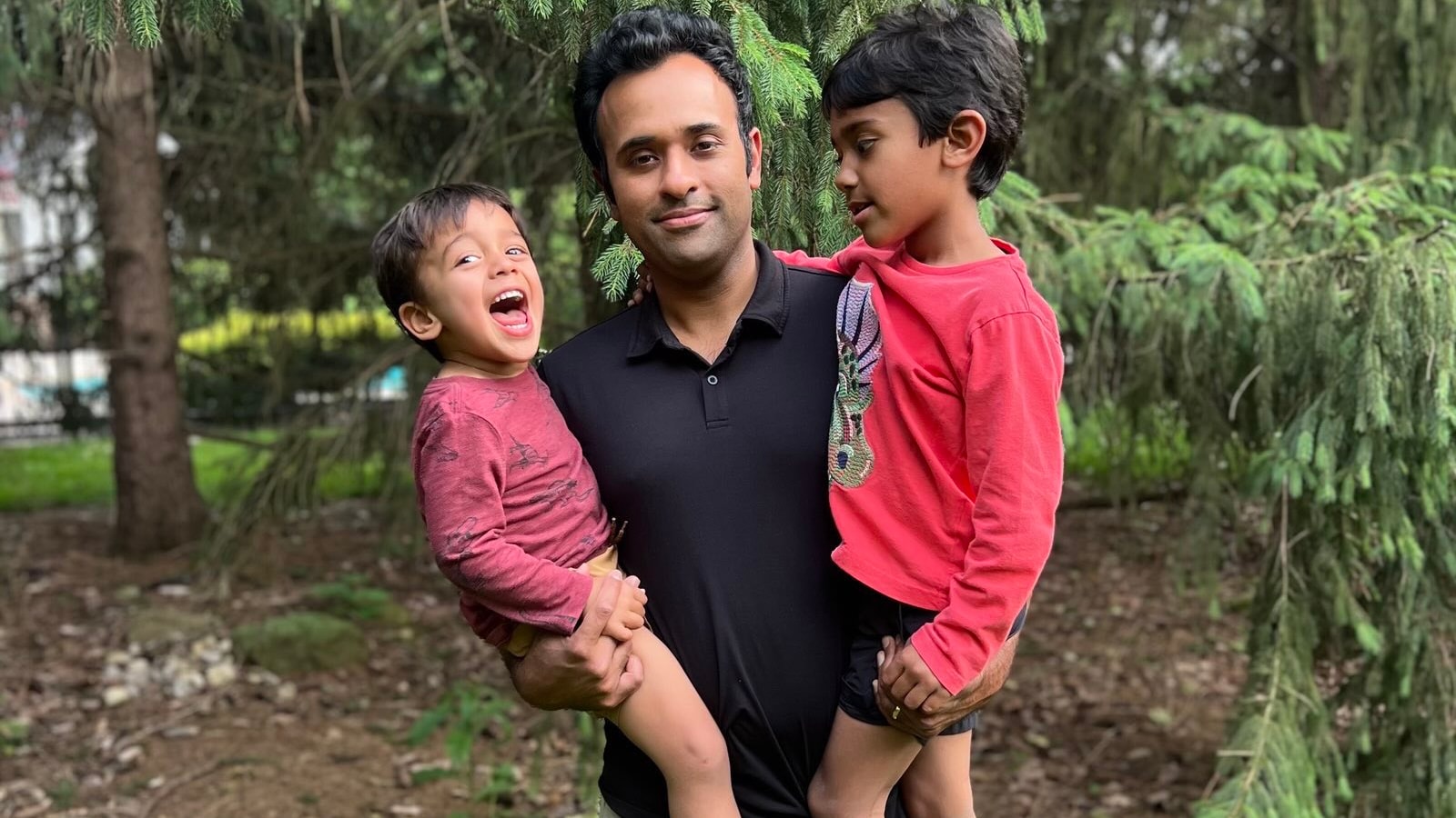 Vivek Ramaswamy's Photo Met With Racial Remarks Again. This Time ...