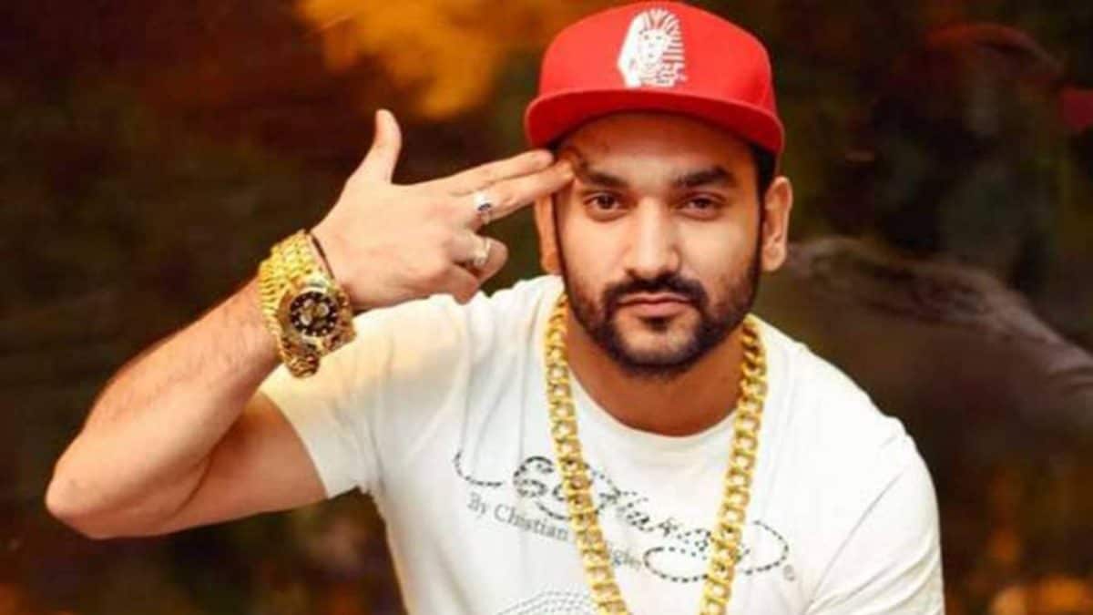 Fazilpuria Shooting Case: Man Alleges Singer Owes Rs 5 Crore, Threatens ...