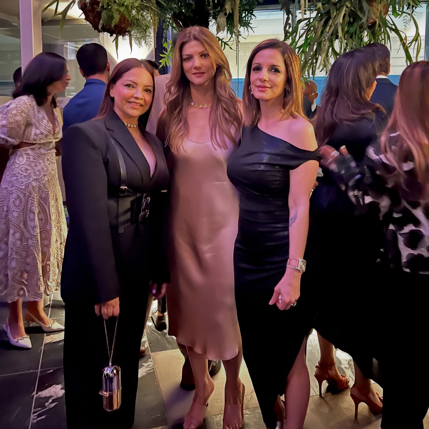 Not An Actress, Ahaan Panday’s Mother Deanne Panday Is A Fitness Icon ...