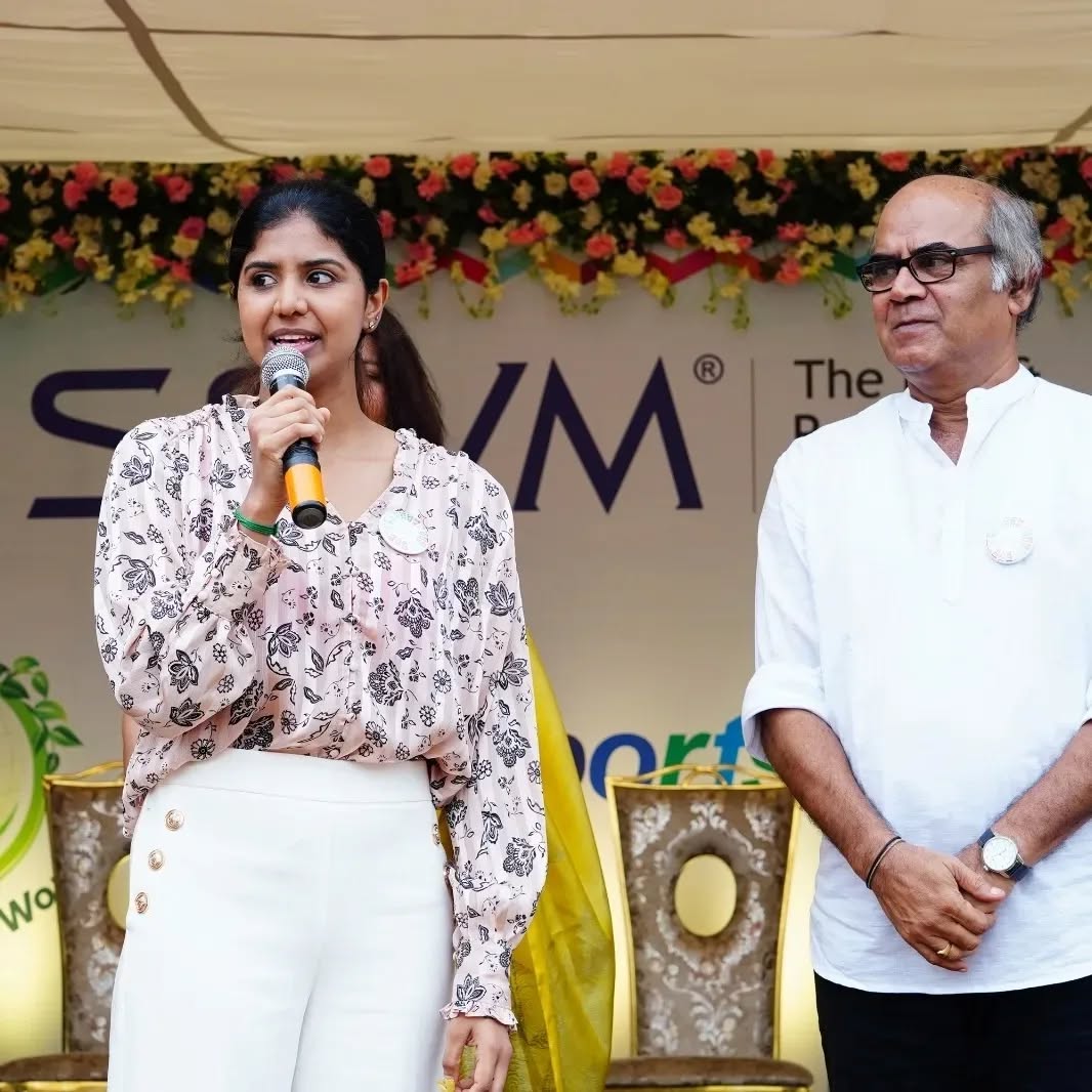 Actor Father, Swimmer Daughter, Cricketer Son-in-Law: Meet The ...