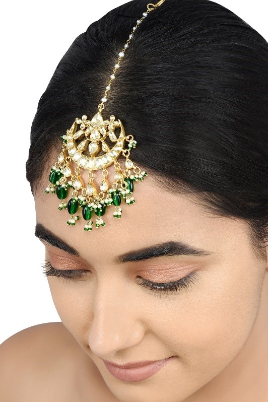 Teej-Ready Essentials: Must-Have Vanity Picks For A Glamorous Hariyali ...
