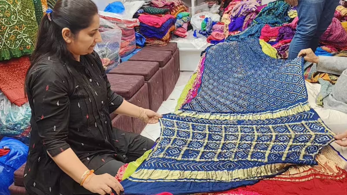 Jamnagar’s Bandhani: A 400-Year Legacy Woven With Colour, Culture ...