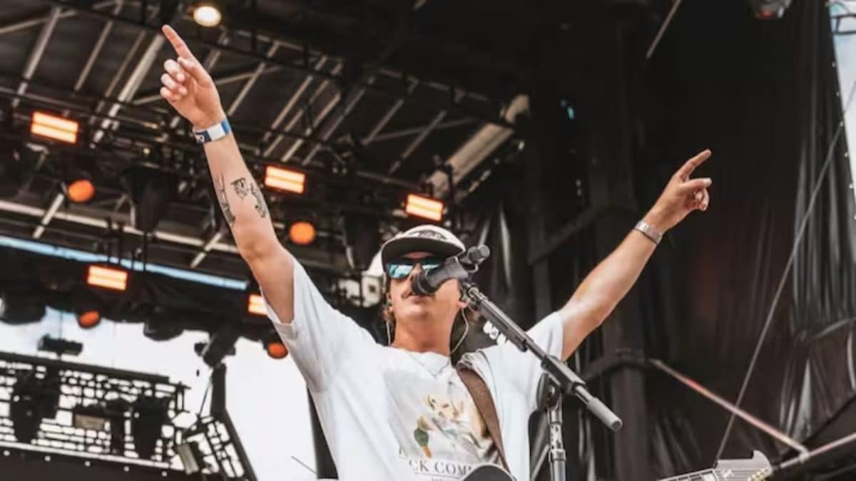 Dylan Marlowe Escorted Out Of Country Jam Festival After His ...