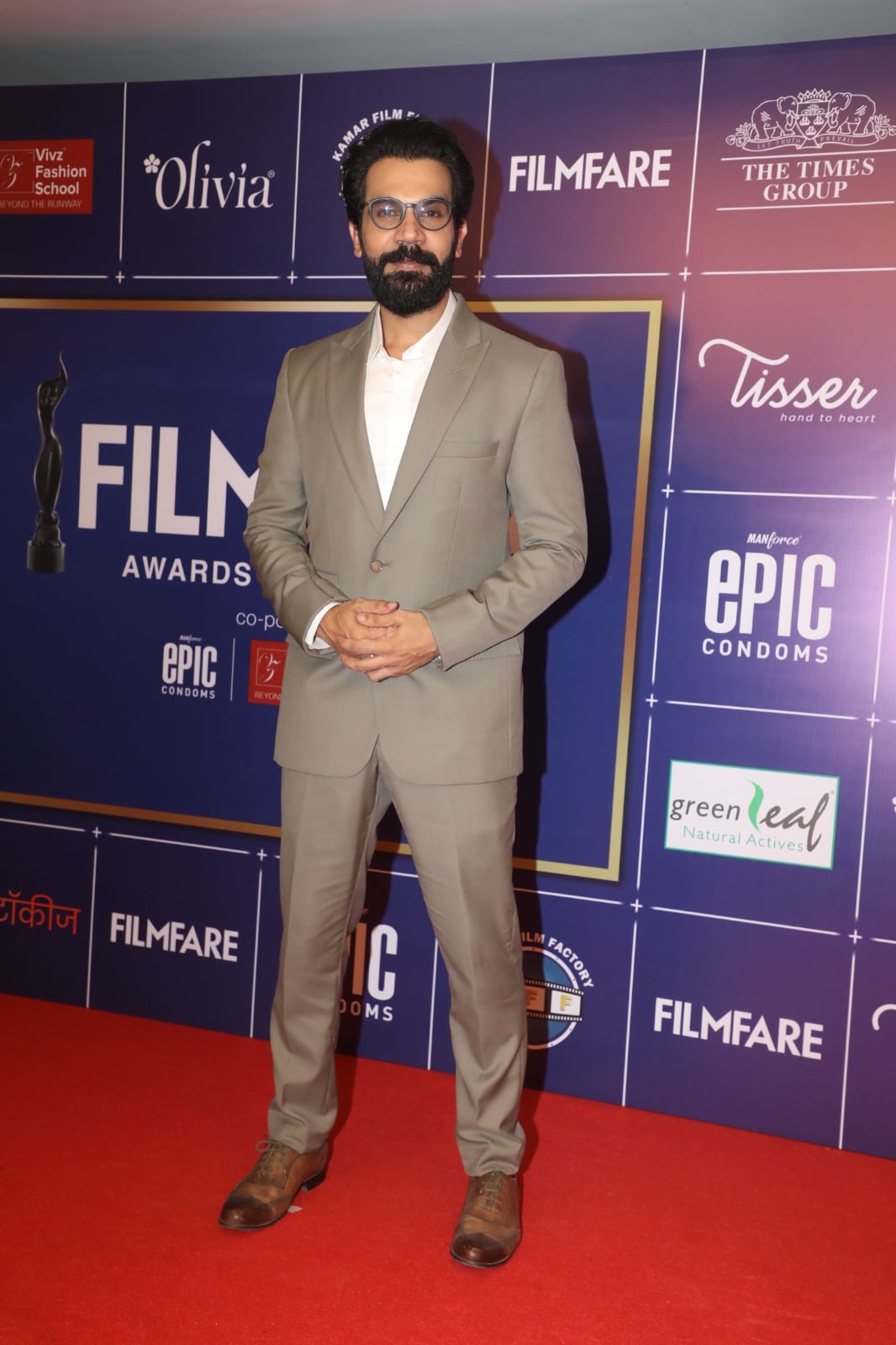 Tabu, Jaideep Ahlawat, Rajkummar Rao: Celebs At Filmfare Awards Marathi ...