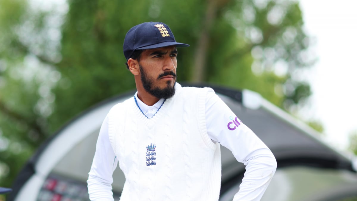 Training With Sarfaraz Khan's Father Helped ENG U19 Captain Score 100 ...