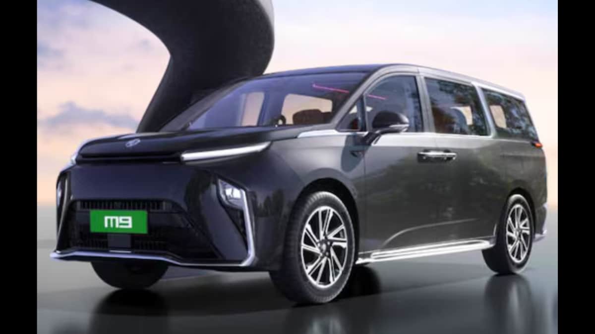 MG M9 Luxury EV Debuts In India, Boasts 'Presidential Seats' With 8 ...