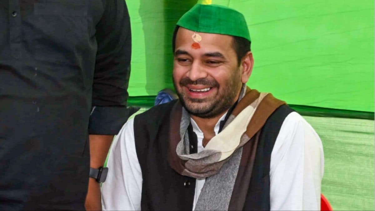 Expelled From RJD, Tej Pratap Yadav Drops Party Banner, Rallies With ...