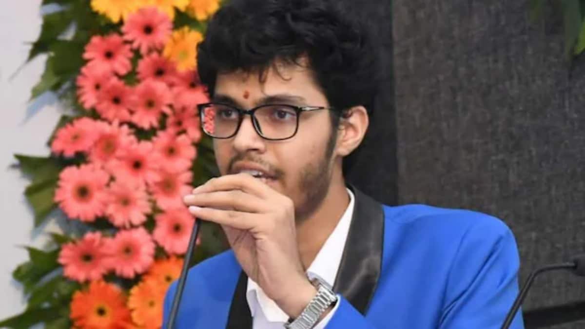 ICAI CA Topper Success Story: How Mumbai’s Rajan Kabra Claimed Back-To ...