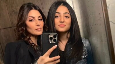 Riddhima Kapoor Sahni Shares Stunning Mirror Selfie With Daughter ...