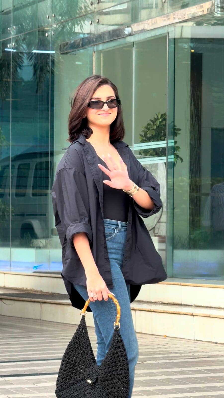 Tara Sutaria Slays Her Chic Off-Duty Look, See Pics – Latest News ...