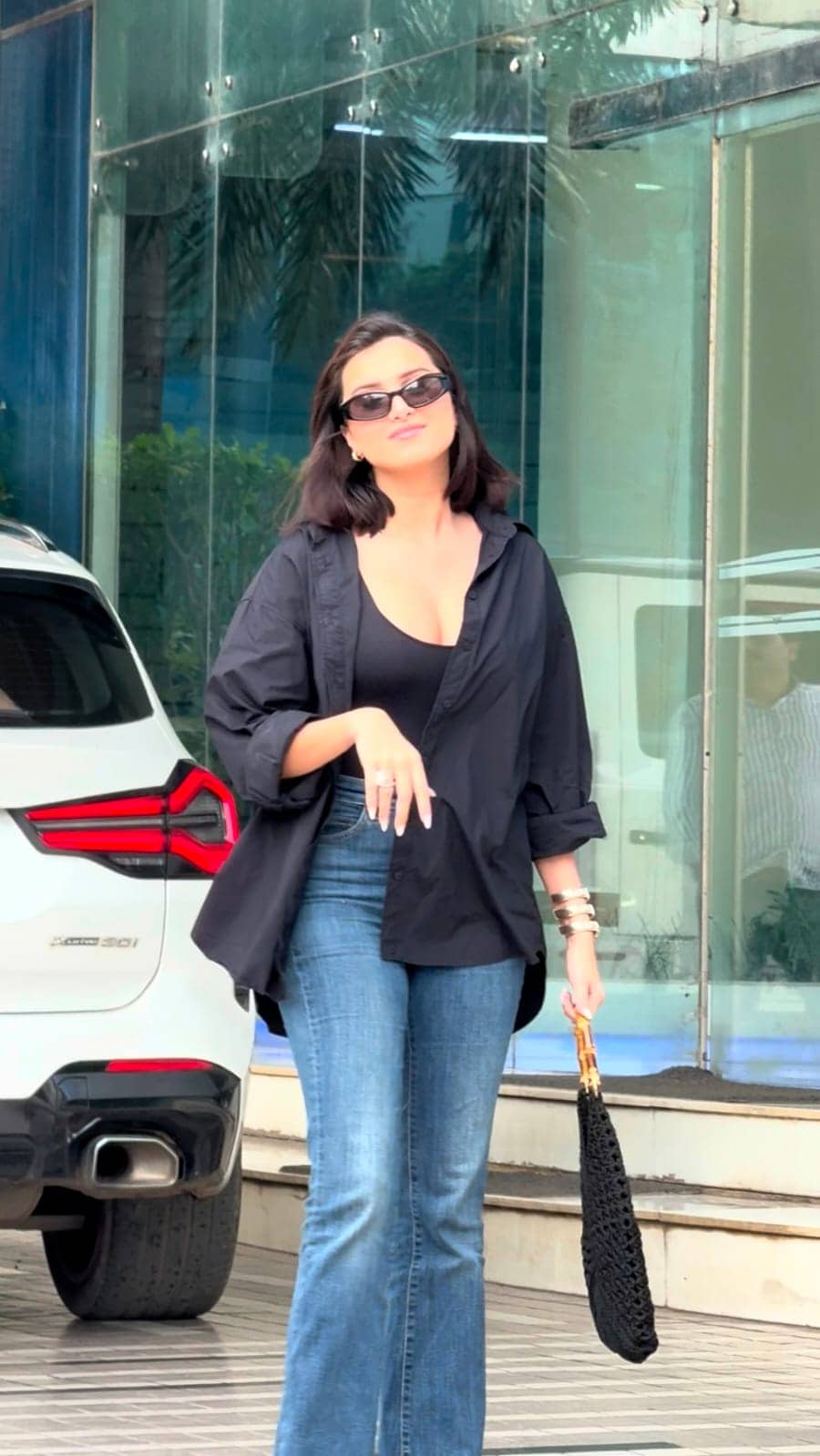 Tara Sutaria Slays Her Chic Off-Duty Look, See Pics – Latest News ...