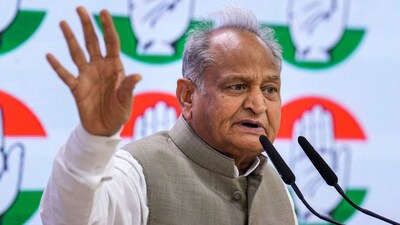 'You Suit Us': Ashok Gehlot Says He Wants Bhajan Lal To Govern ...