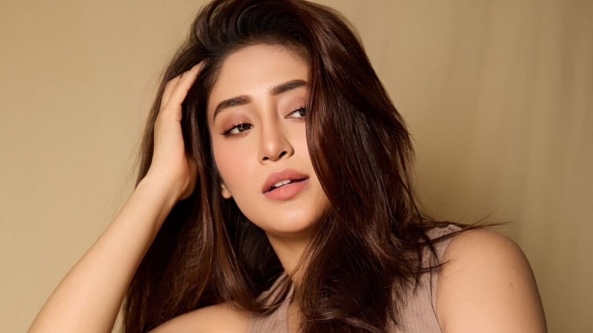 Shivangi Joshi’s Honest Take On Falling In Love With Co-Stars: ‘It Is Normal’ | Television News ...