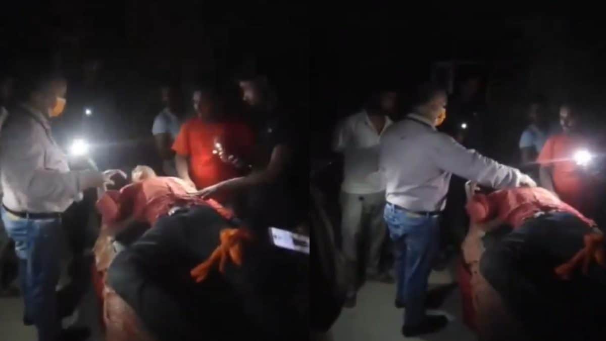 Hospital In UP's Ballia Treats Patients Under Torchlight After Power ...