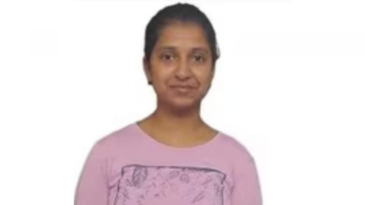 ICAI CA Topper 2025: Meet Vrinda Agarwal, Who Secured Rank 1 In CA ...