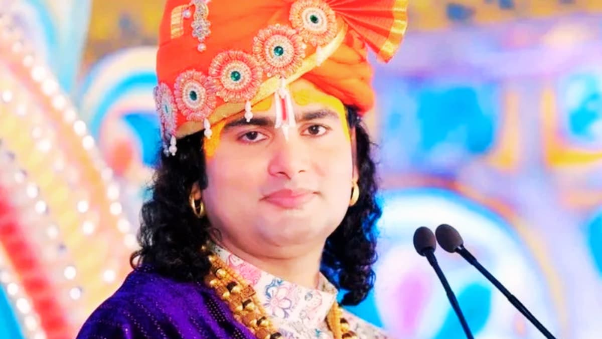 Aniruddhacharya Net Worth: How Much Does The 'Pookie Baba' Earn In A ...