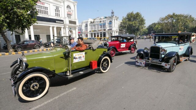 Delhi Fuel Rules: 10-Year-Old Cars Must Go But 100-Year Vintage ...