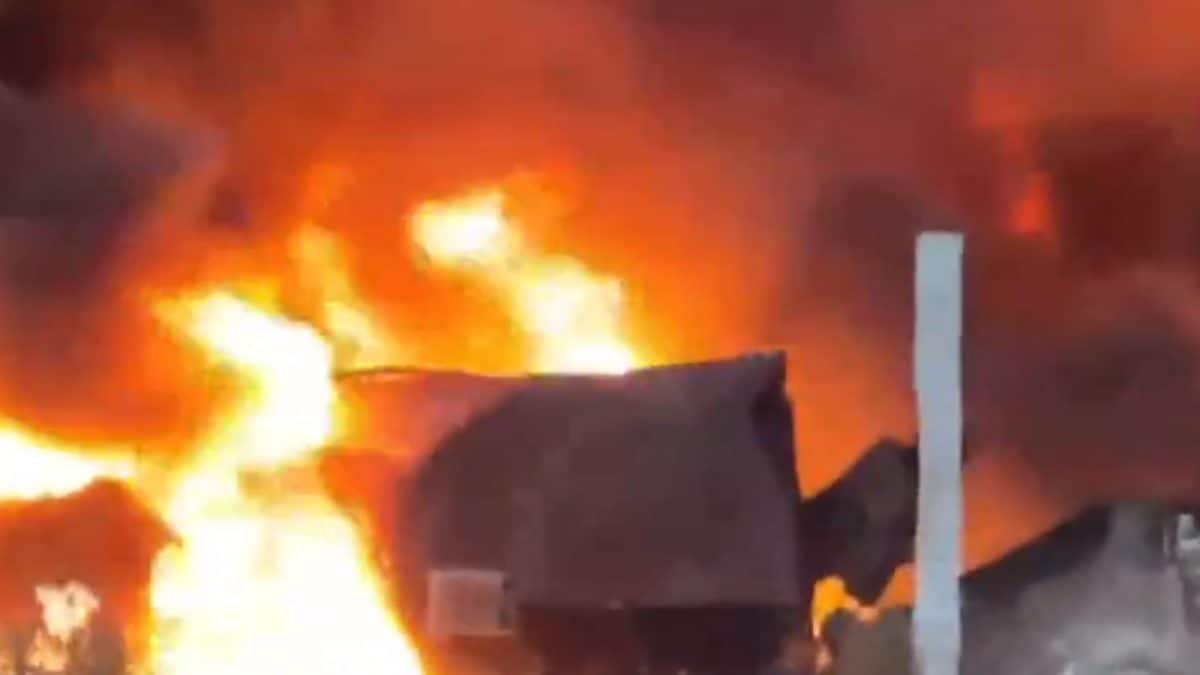 Massive Fire On Freight Train Near Tiruvallur Disrupts Services; 8 ...