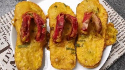 Crowds Flock Here To Try ‘Fried Slippers’ Dipped In Boiling Oil | Watch ...