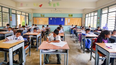 Elon Musk Launches Global Online School Where The Fee For 1 Hour Is ...