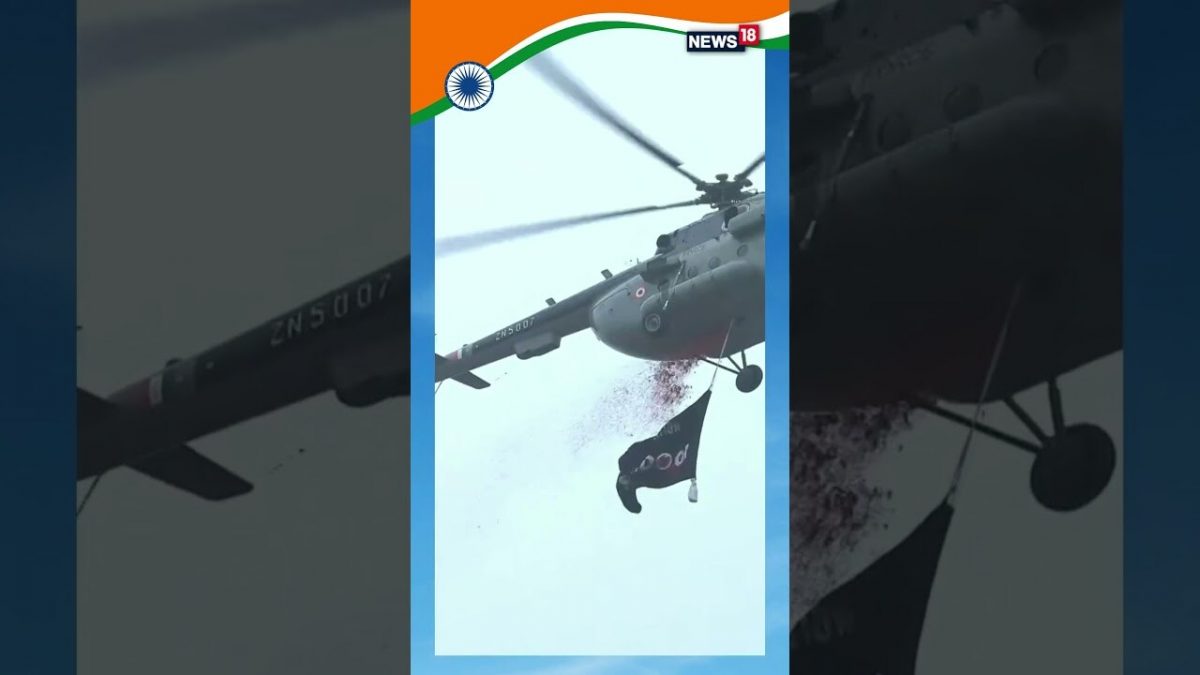 IAF Mi-17 Helicopters Fly Over Red Fort with Tiranga & Op Sindoor ...