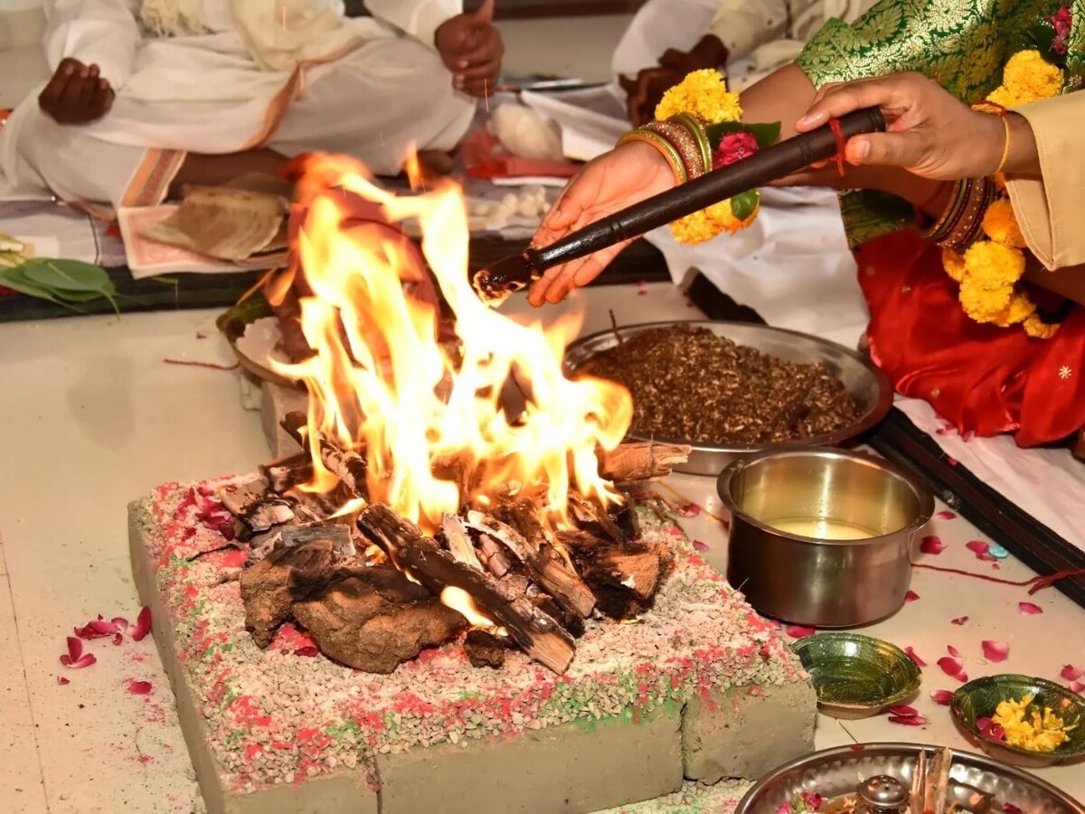 Why “Swaha” Is Chanted During Havan Puja? The Sacred Story Revealed ...