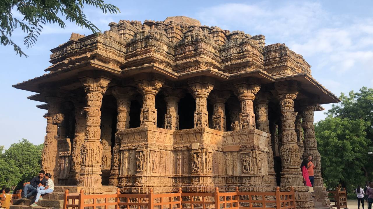 Modhera Sun Temple: Where History, Science & Art Meet In Timeless ...