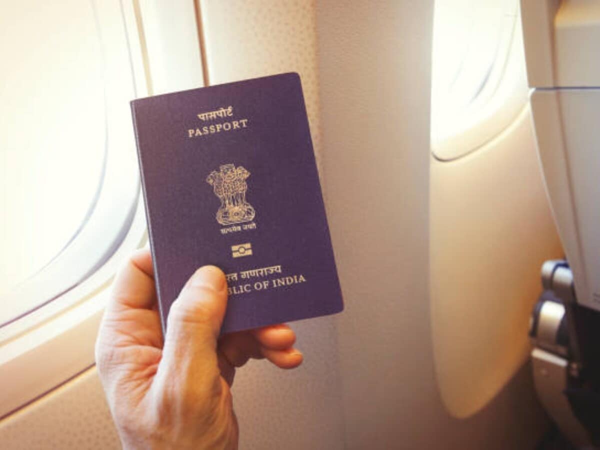 India Issues Blue, Red & White Passports. What Is The Difference And ...