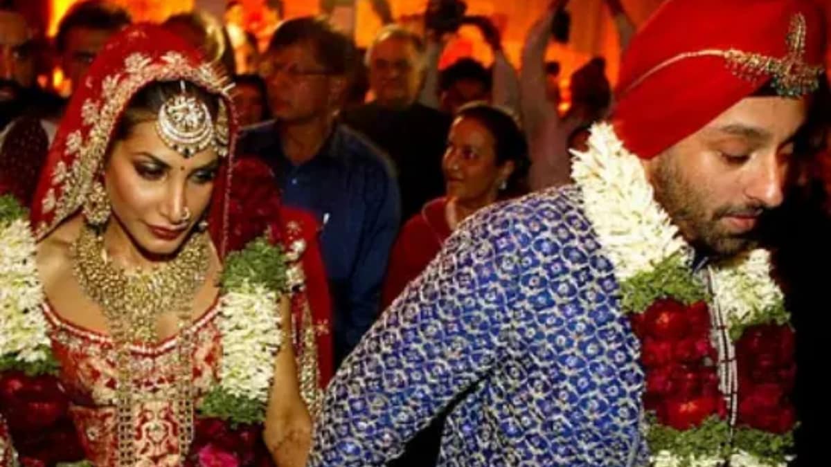 Sunjay Kapur’s Third Wife Priya Sachdev Was Once Married To Vikram ...