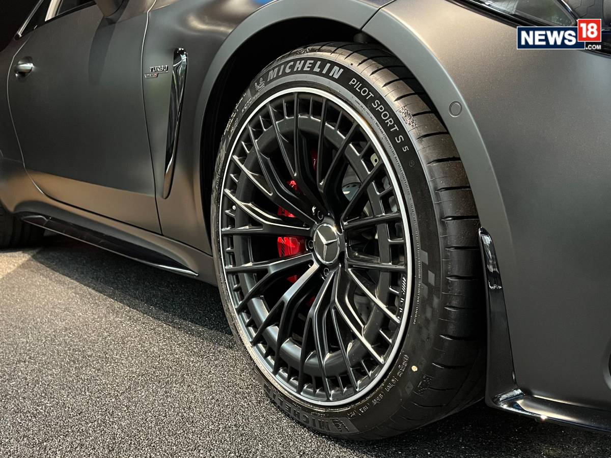 Mercedes-AMG CLE 53 in Pics: See Price, Design, Features, Interior ...