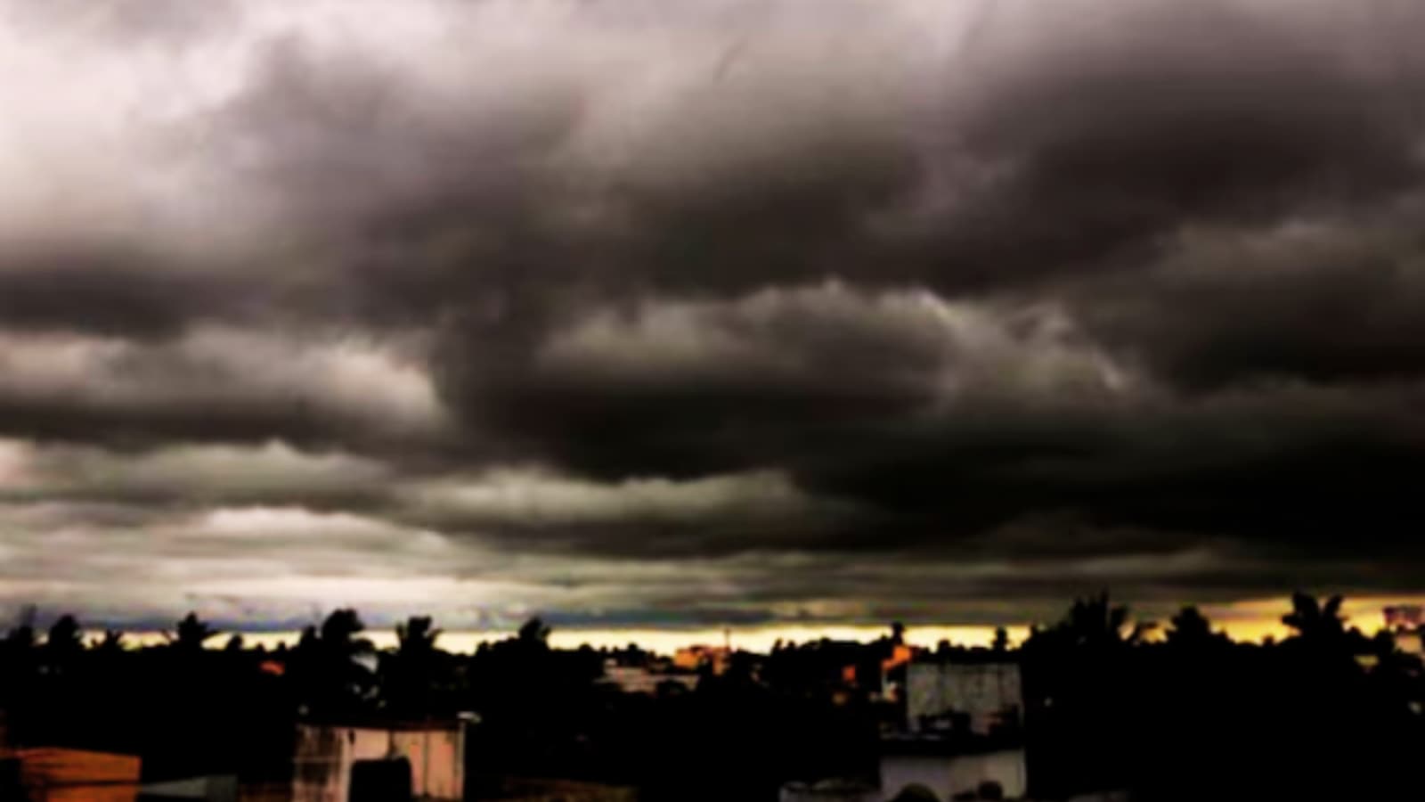Bengaluru Weather This Week: Thunderstorm Alert, Cooler Days And Rain ...