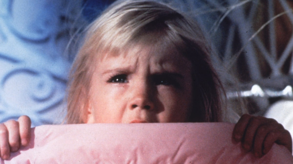 Horror Film 'Poltergeist' House Now Up For Rent; Supernatural Activity ...