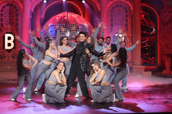 Bigg Boss 19 LIVE Updates: Gaurav Khanna Calls Himself A 'Green Flag ...