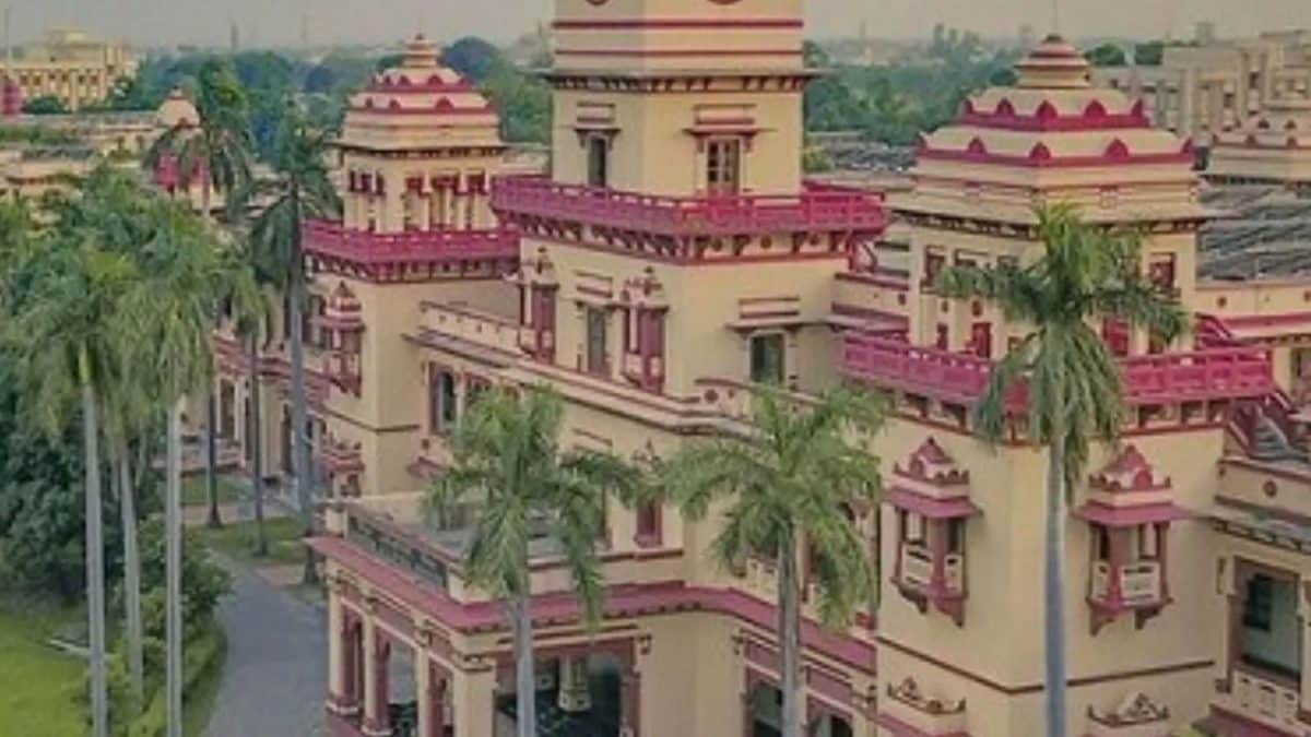 BHU To Consider Both CUET, 12th Marks For Admission After Over 1000 ...