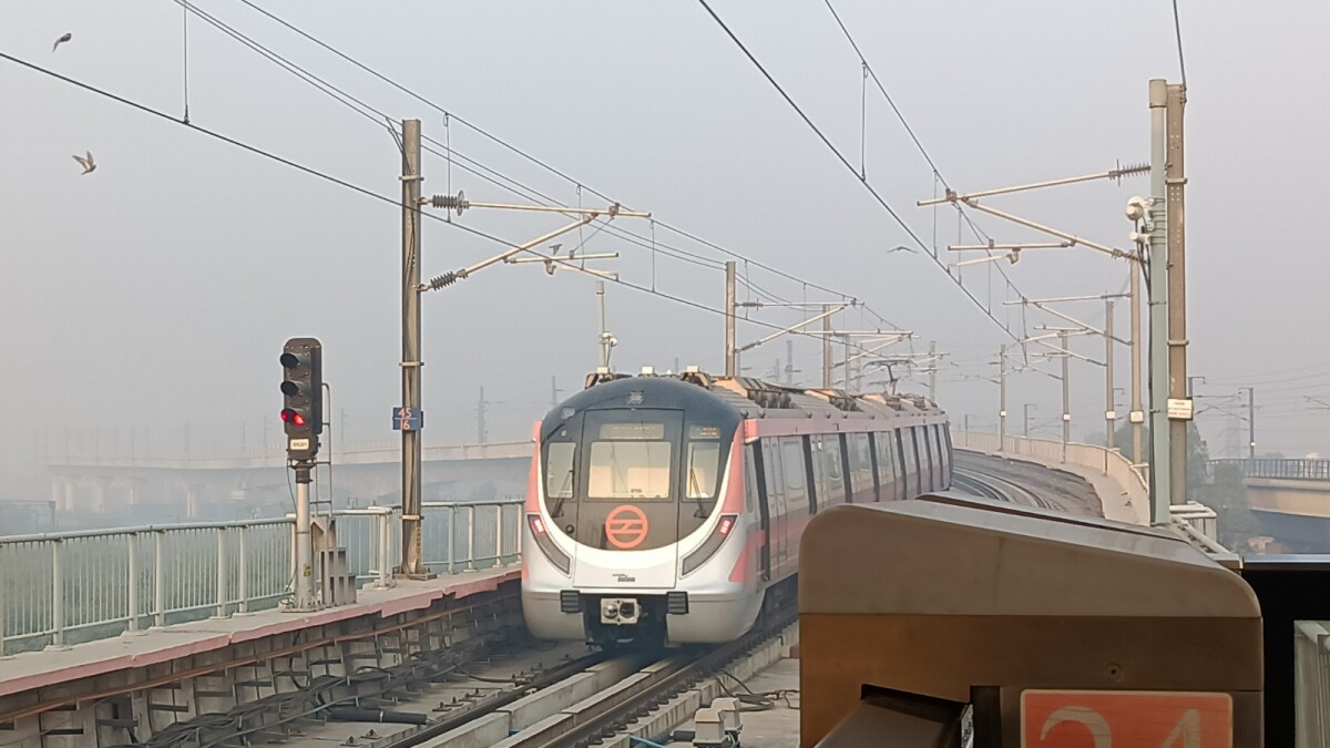 Pink Line Metro Is Delhi's Longest, Covering 59 Km And 38 Stations ...