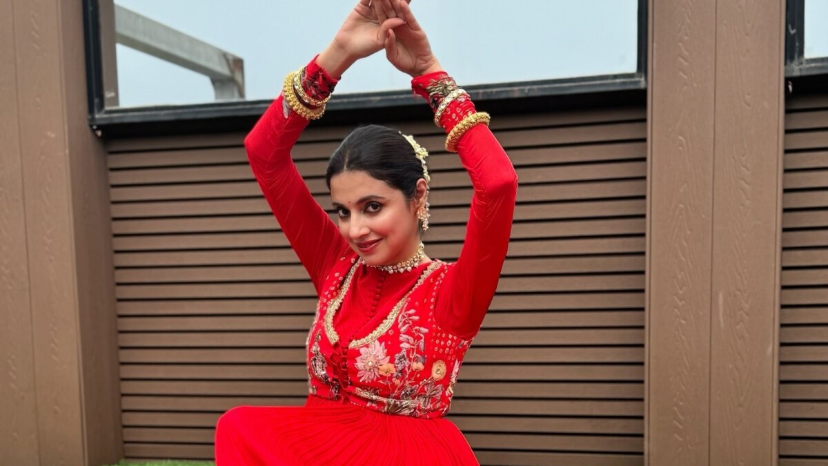 Fans, Mark The Date! Divya Khossla’s Ek Chatur Naar Releases On ‘12 ...