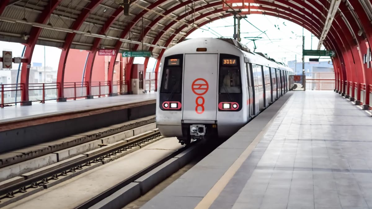 Bad News For Delhi Influencers, New Warning Adds To Metro Announcements ...