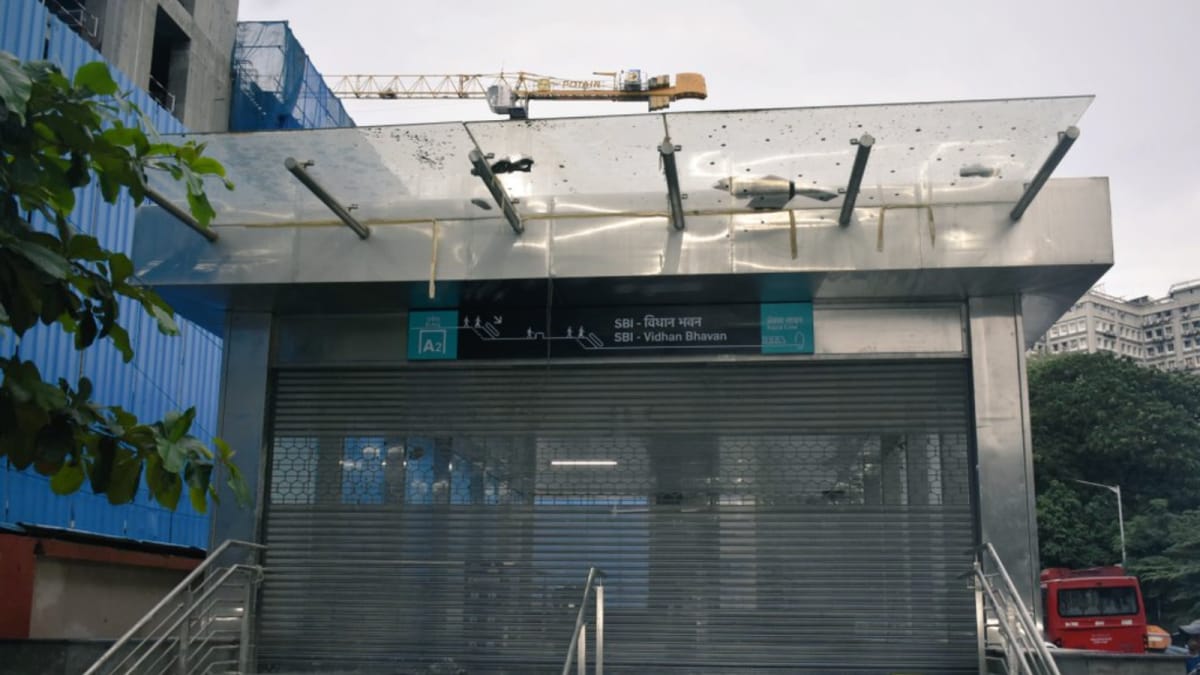 Mumbai Vidhan Bhavan Metro Station On Aqua Line: Multiple Entry/Exit ...