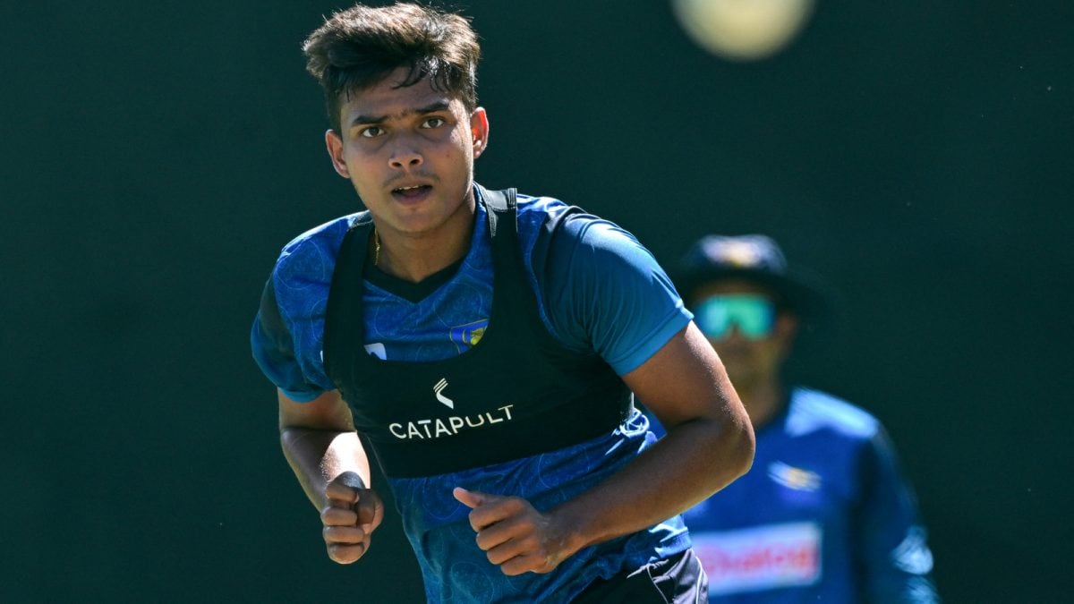 Dunith Wellalage To Rejoin Sri Lankan Team After Paying Last Respects ...