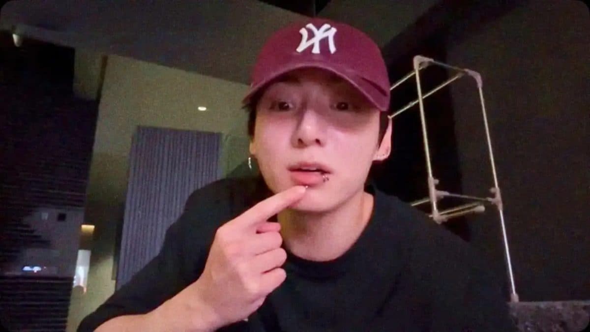 Why BTS Jungkook’s ‘Choco Chip’ Mole Had ARMYs Panicking | Korean News ...