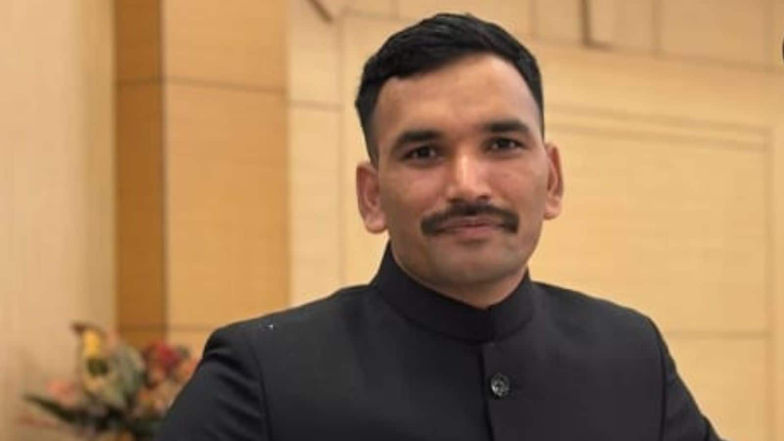 Success Story: Despite Failing Class 10, Ishwarlal Gurjar Cracked RAS ...